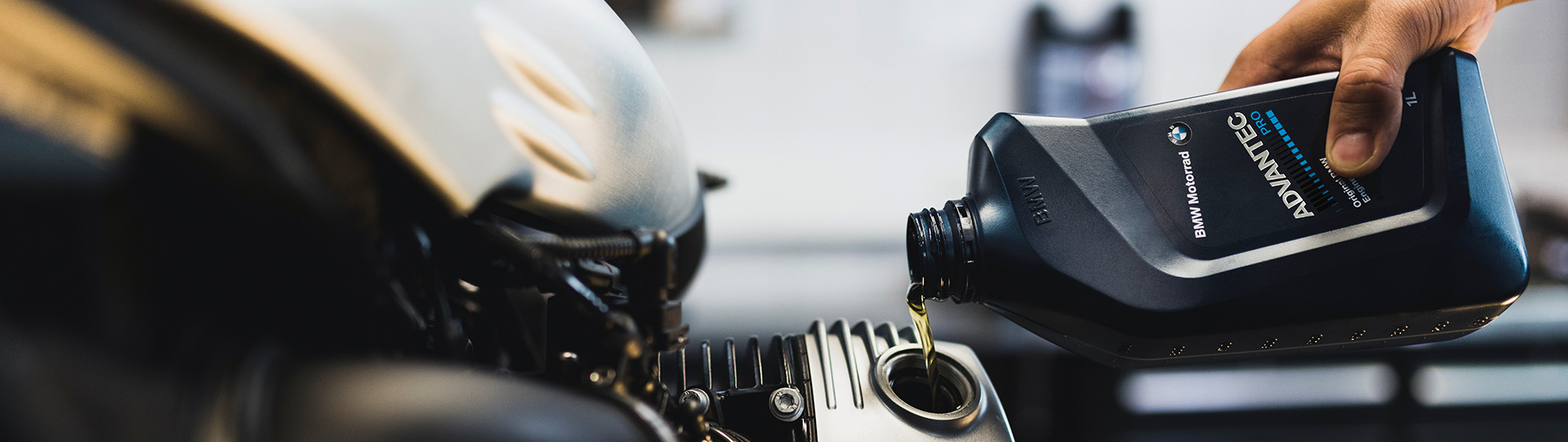 Advantec 发动机油 - 原装零件 | BMW Motorrad